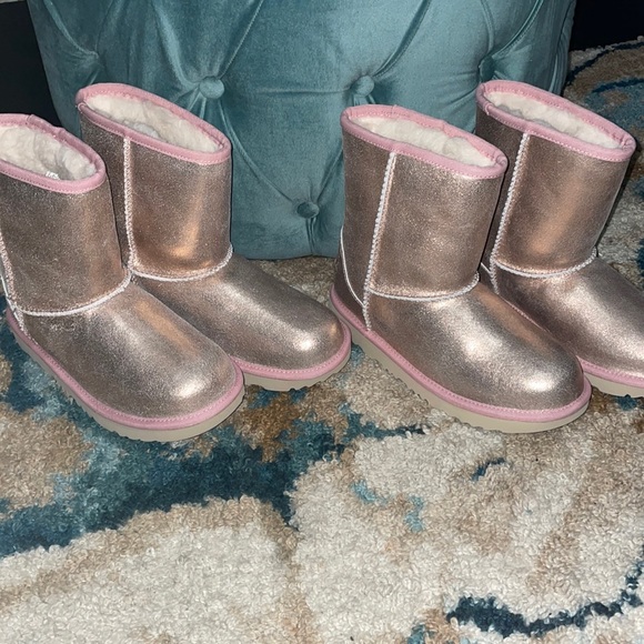 UGG | Shoes | Girls Ugg Boots | Poshmark